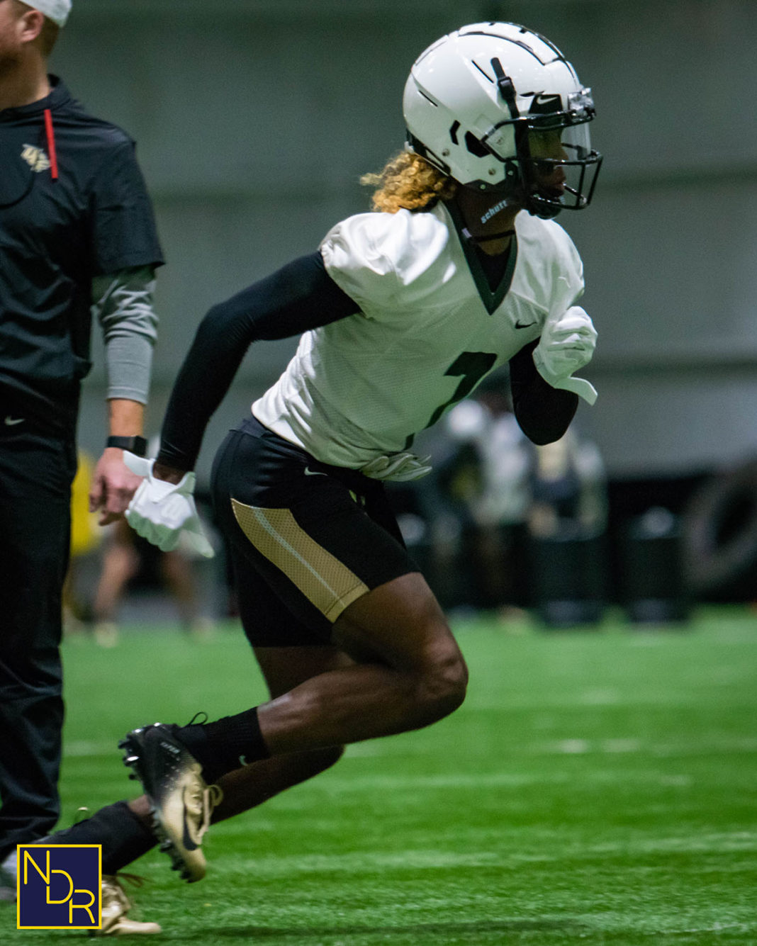 Photos | Spring 2020 - Knights Start Spring Ball Indoors — New Day Review