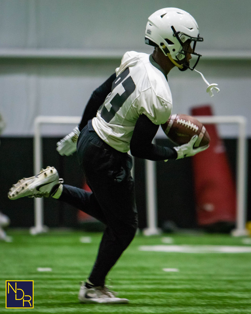 Photos | Spring 2020 - Knights Start Spring Ball Indoors — New Day Review